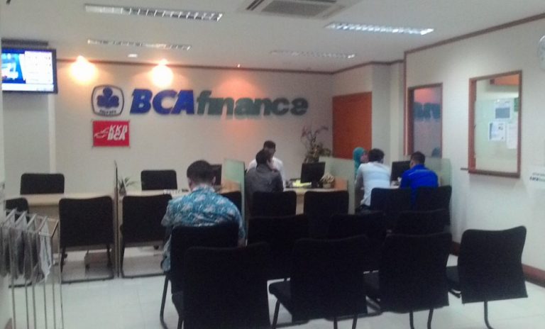 Lowongan Kerja BCA CS Finance Area Serang City Square - Serangkab.info
